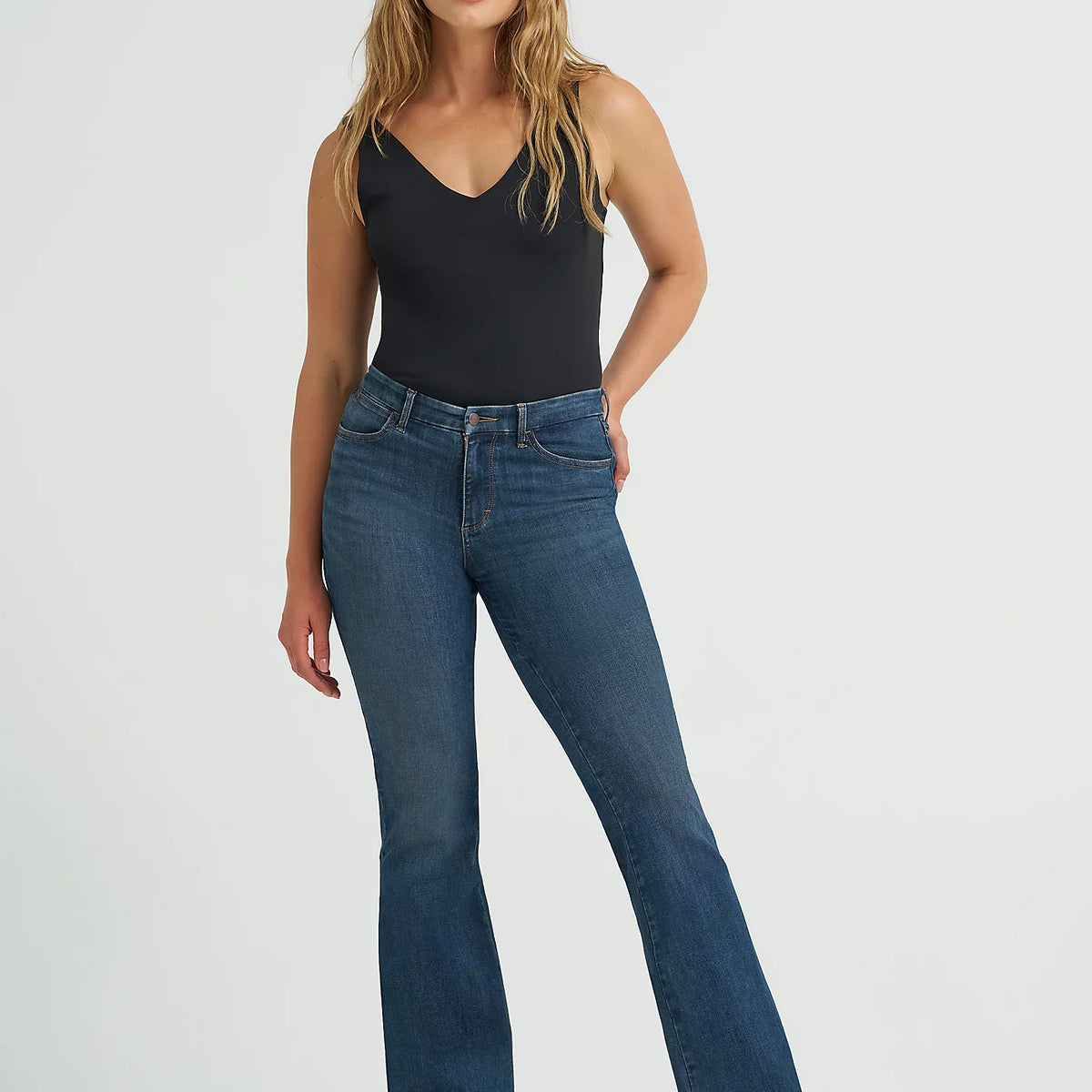 Wrangler Bespoke Hi Rise Flare Jeans - 112359281 – Lemmons Store